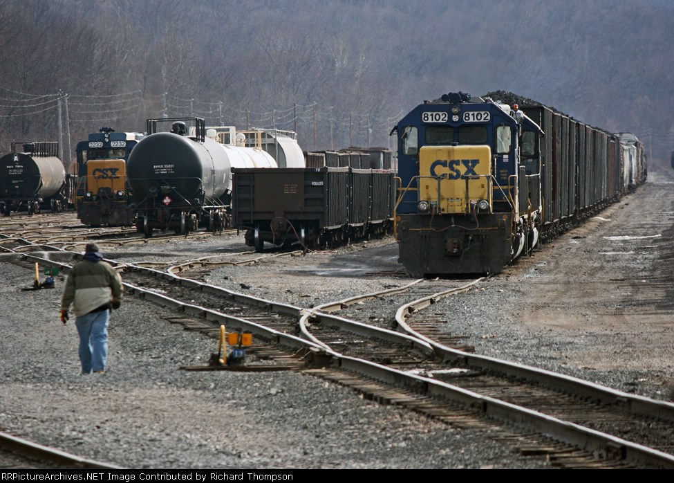 CSX 8102
